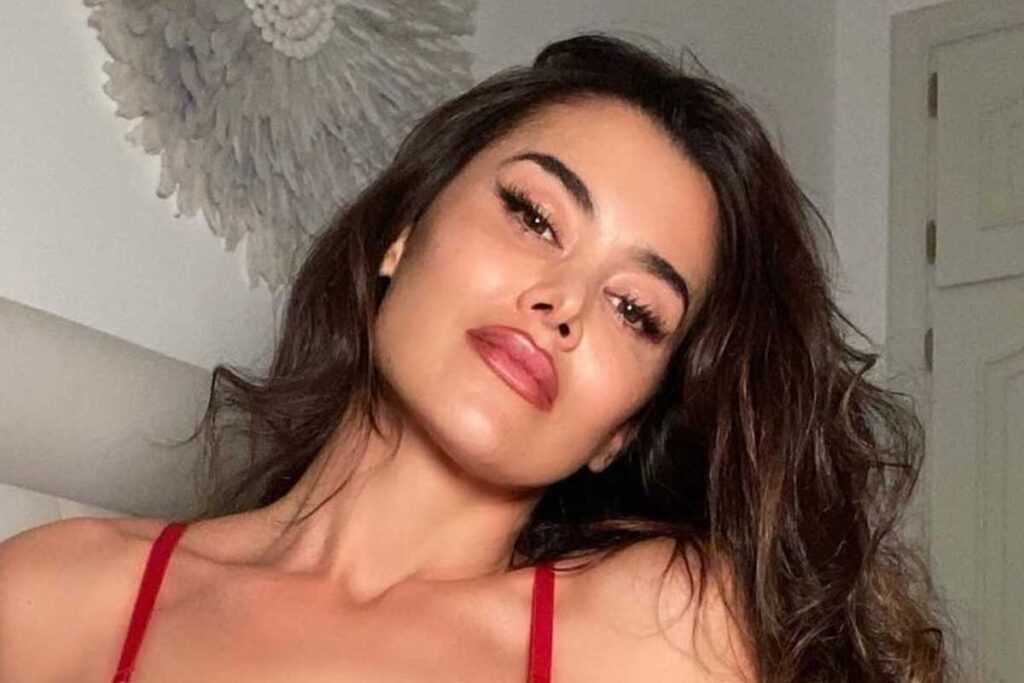 Eva Padlock Infiamma Lato B Da Sogno Il Calcio Ignorante 6490